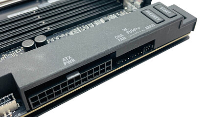 ASUS ROG Crosshair X870E Extreme Review - Board Layout | TechPowerUp