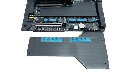 ASUS ROG Crosshair X870E Extreme Review - Board Layout | TechPowerUp